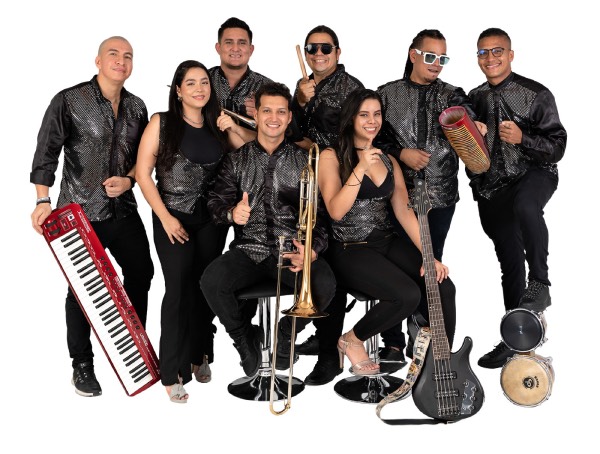 LA UNIVERSAL BAND - Banda crossover, un show con música de todos los ...